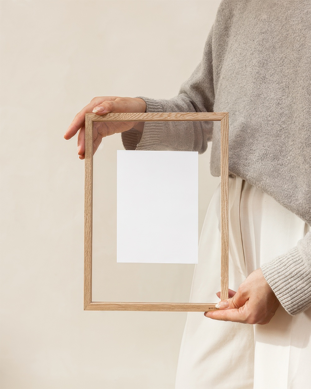 Moebe frame A4 oak