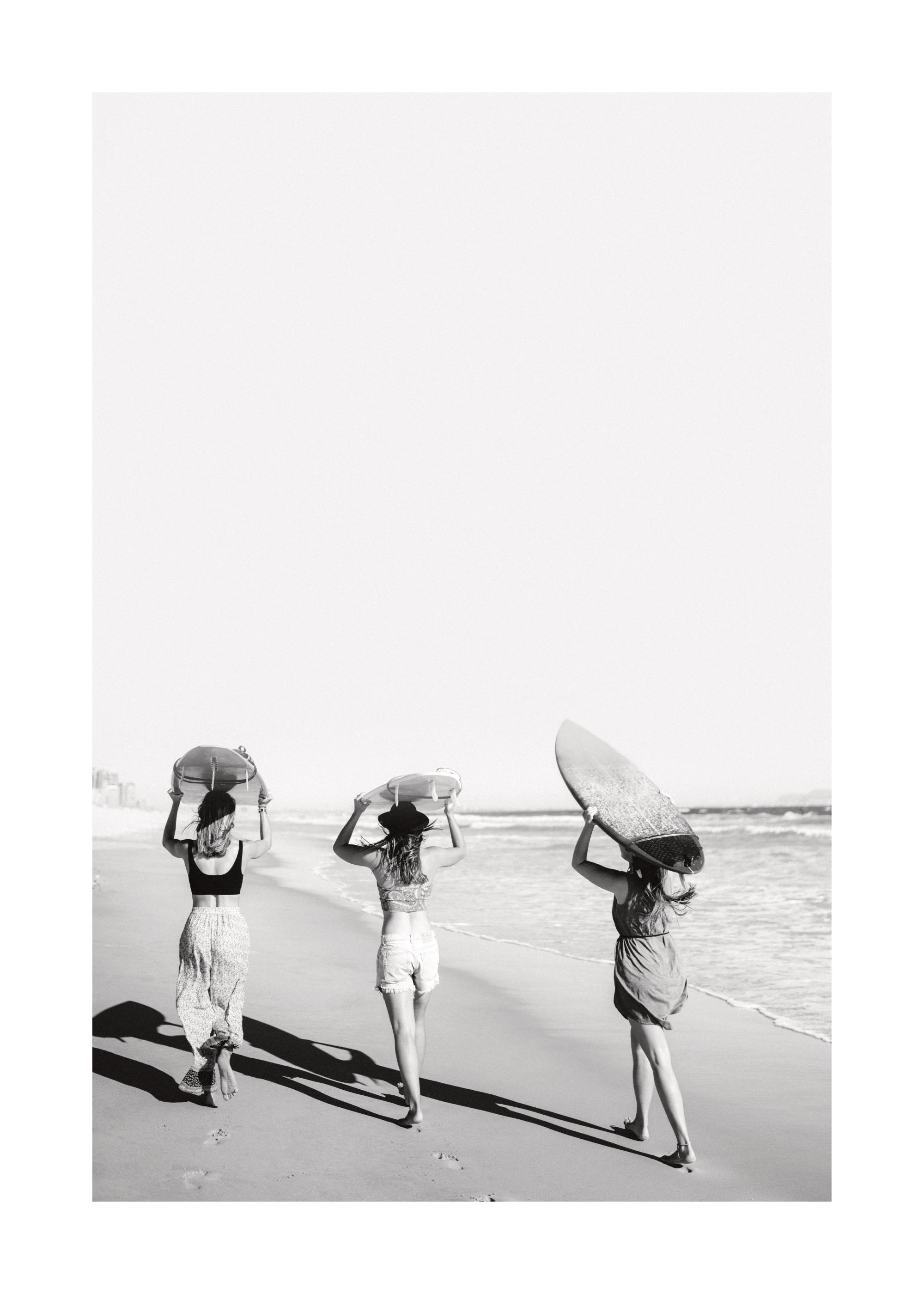 Catch a Wave Poster - Girls with surfboards - desenio.com.au