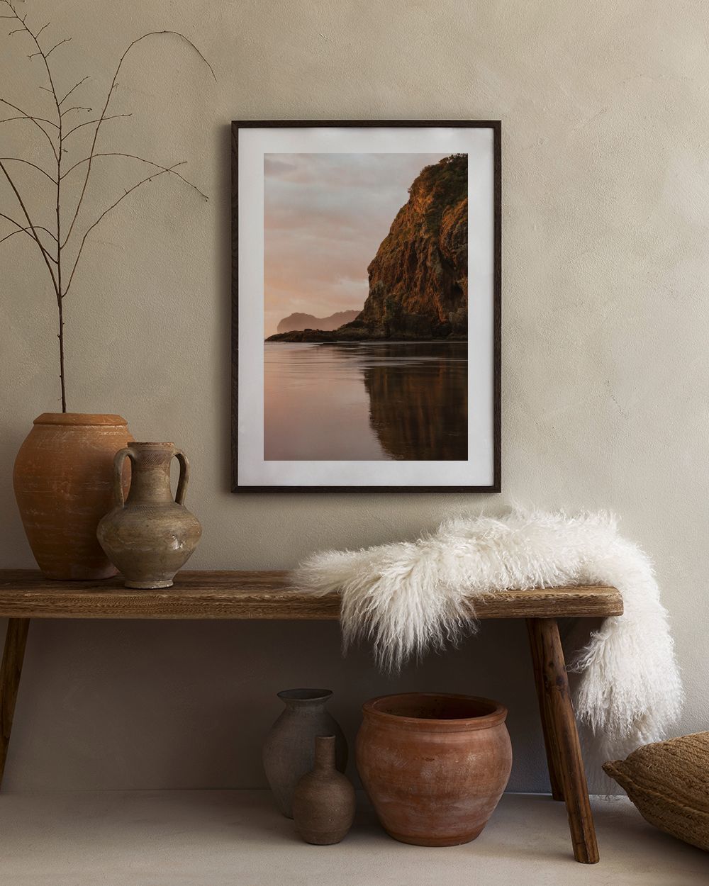 Beach Cliff Poster – Naturmotiv i solnedgång | Desenio