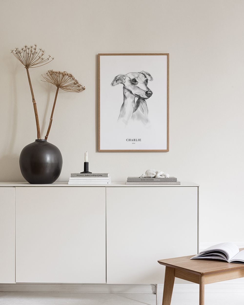 Personlig Whippet-poster – Svartvit hundillustration | desenio.se